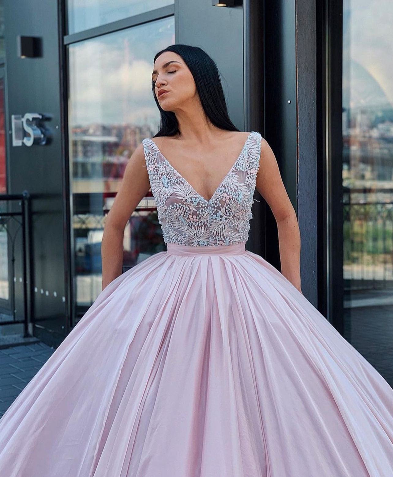 BG - 130 - Lia Stublla